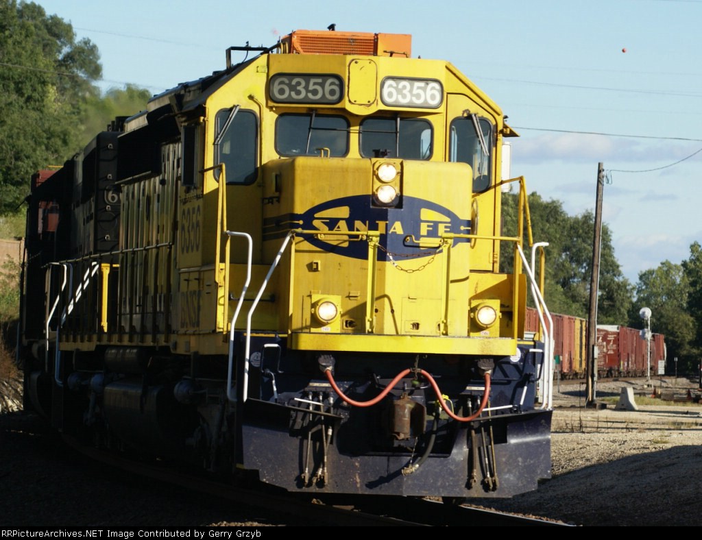 BNSF 6356 and ?6000 w WB mixed